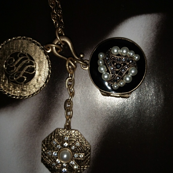 White House Black Market | Jewelry | Necklace Charming Charms | Poshmark